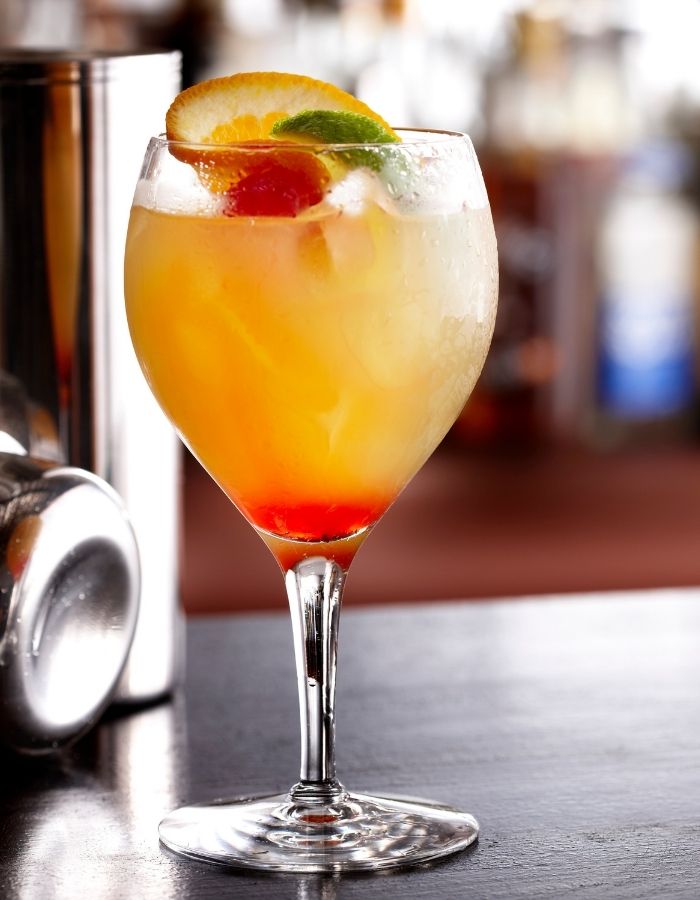 Drink Menu at Nobles Bar and Grill | Craft Beer | Fresh Squeezed Crushes